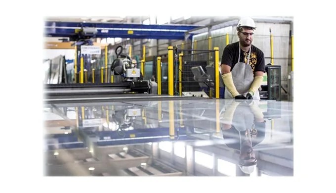 Blida: Exportation of 23 Tons of Flat Glass to Tunisia - Dzair tube en